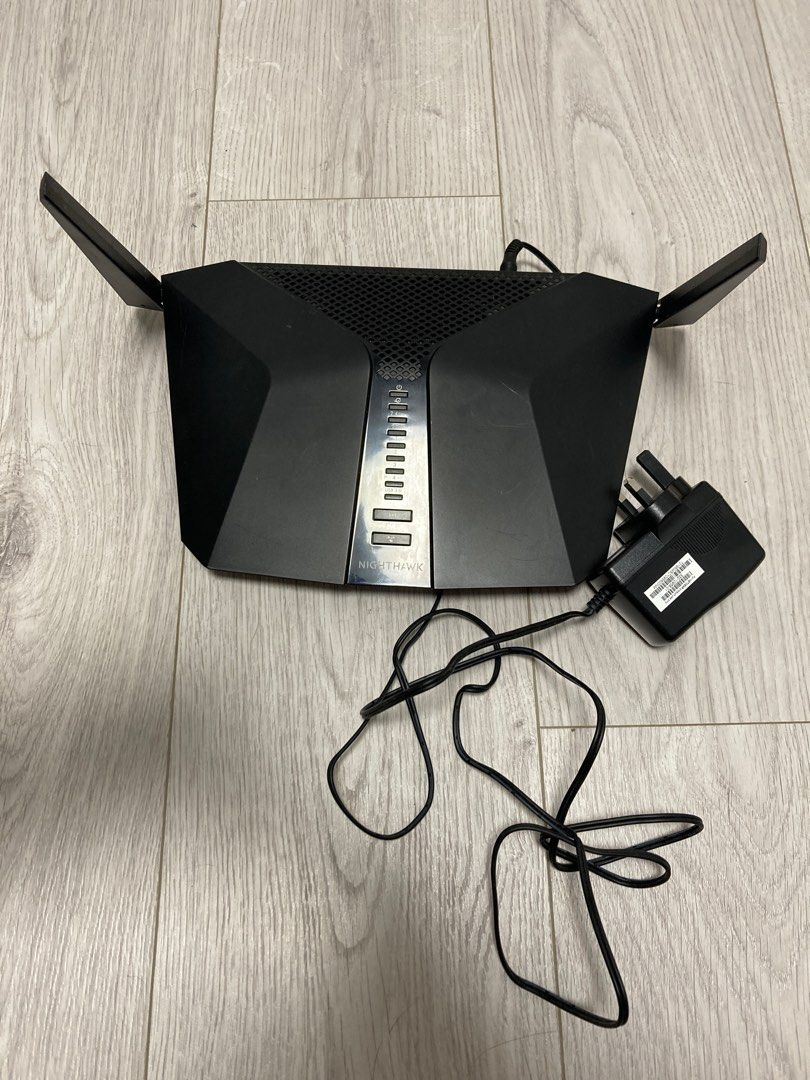 NETGEAR Nighthawk RAX40 - AX4 雙頻 WiFi 6 智能無線路由器 (AX3000), 電腦＆科技, 電腦周邊及 ...