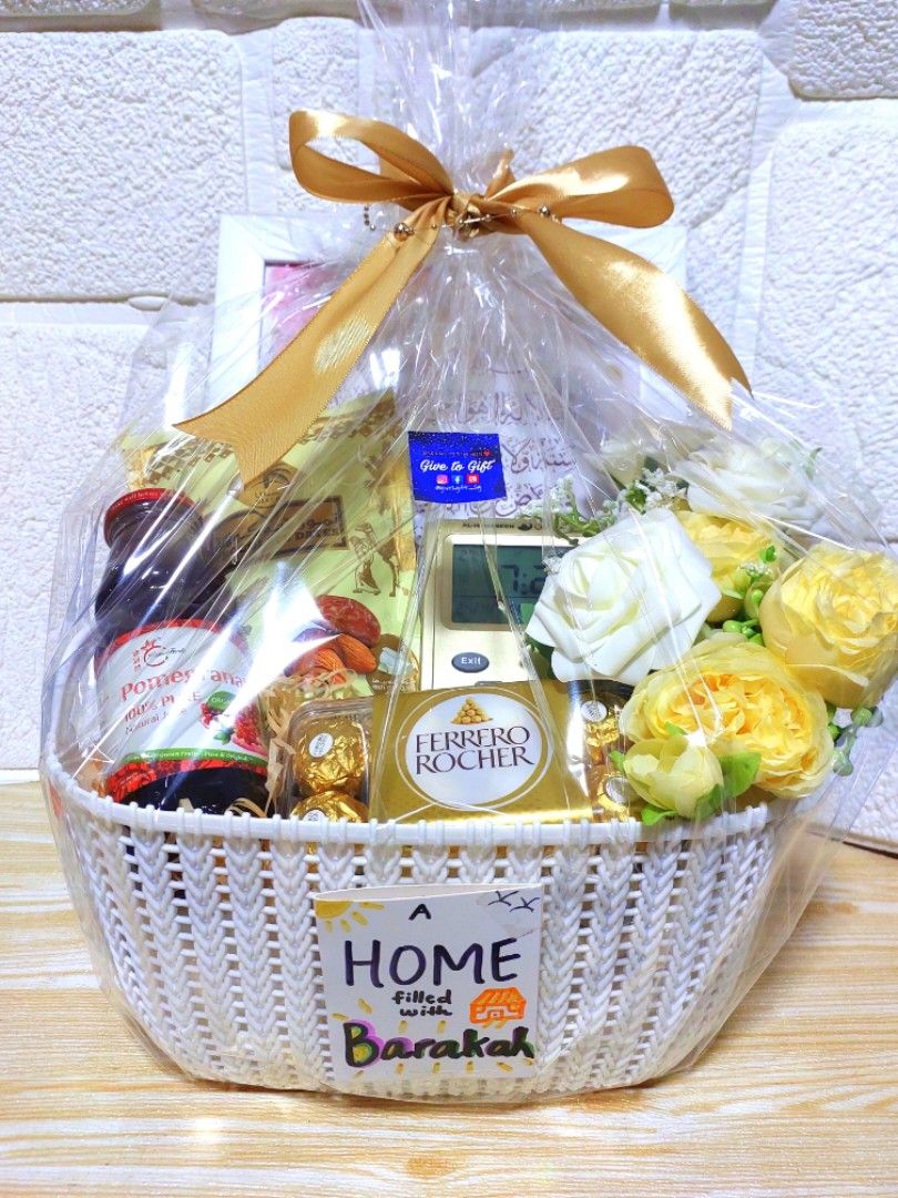 New Home Housewarming Hamper, Food & Drinks, Gift Baskets & Hampers on ...