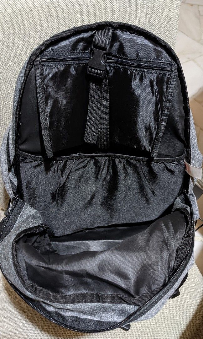 North Face backpack [Bought in Vietnam], Men's Fashion, Bags, Backpacks ...