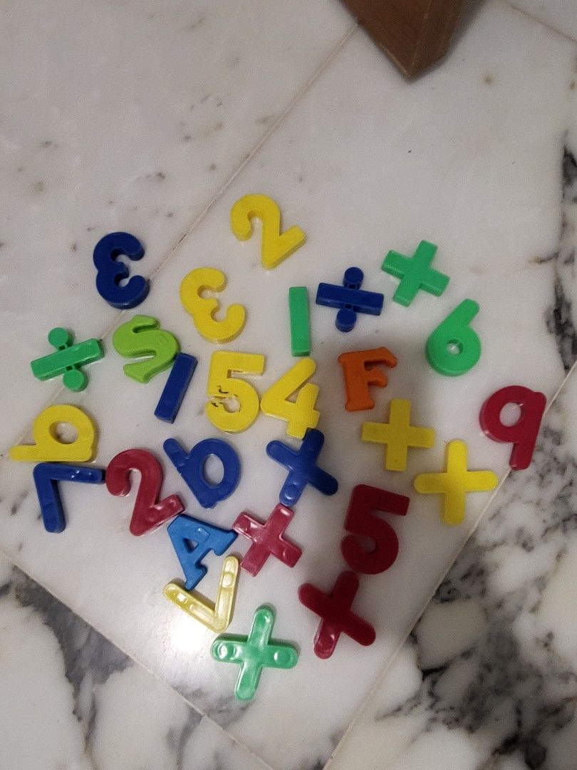 Numbers magnets, Babies & Kids, Infant Playtime on Carousell