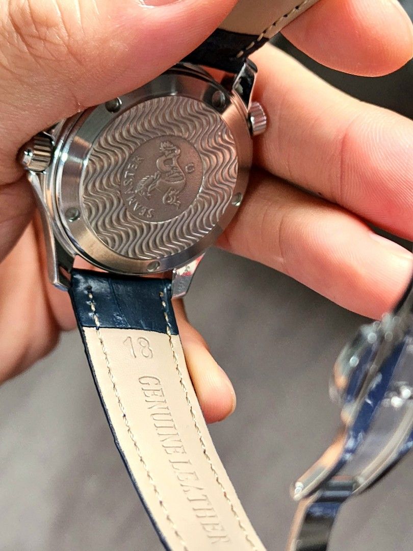 Pristine Omega seamaster 300m James Bond 1995, Luxury, Watches on Carousell