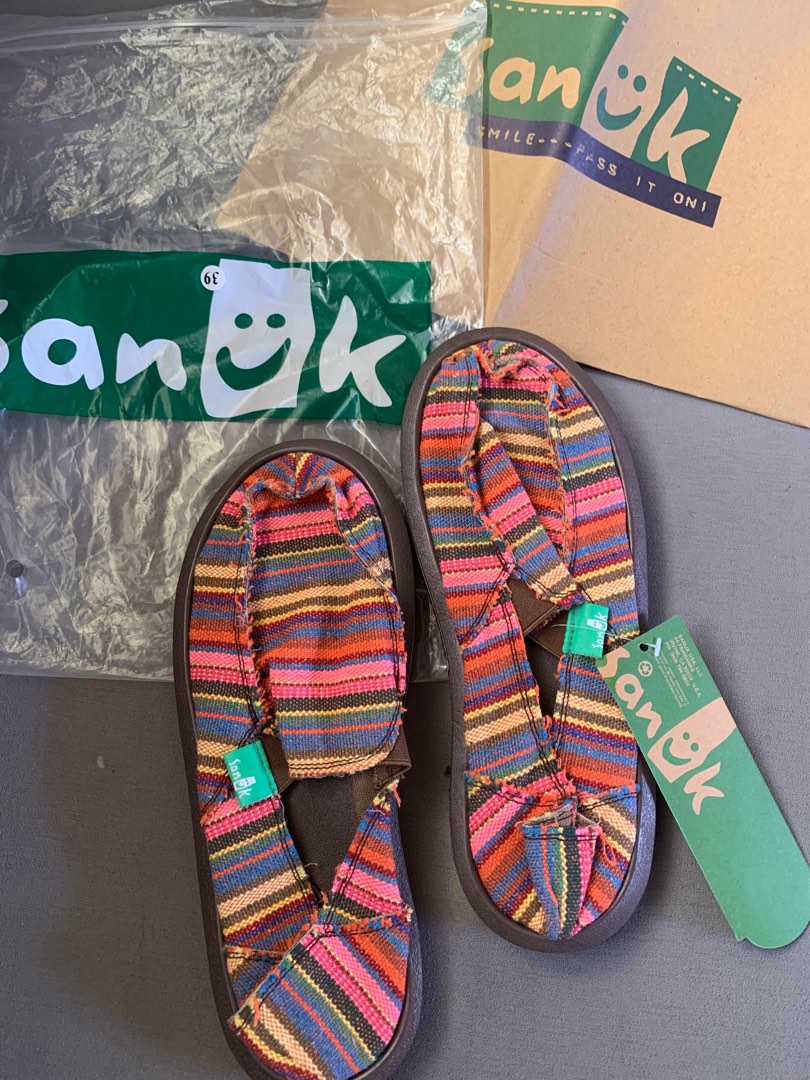 Sanuk, Women's Fashion, Footwear, Loafers on Carousell