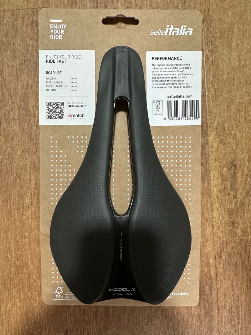 Sella Italia Model X Green Superflow Saddle, Sports Equipment, Bicycles ...