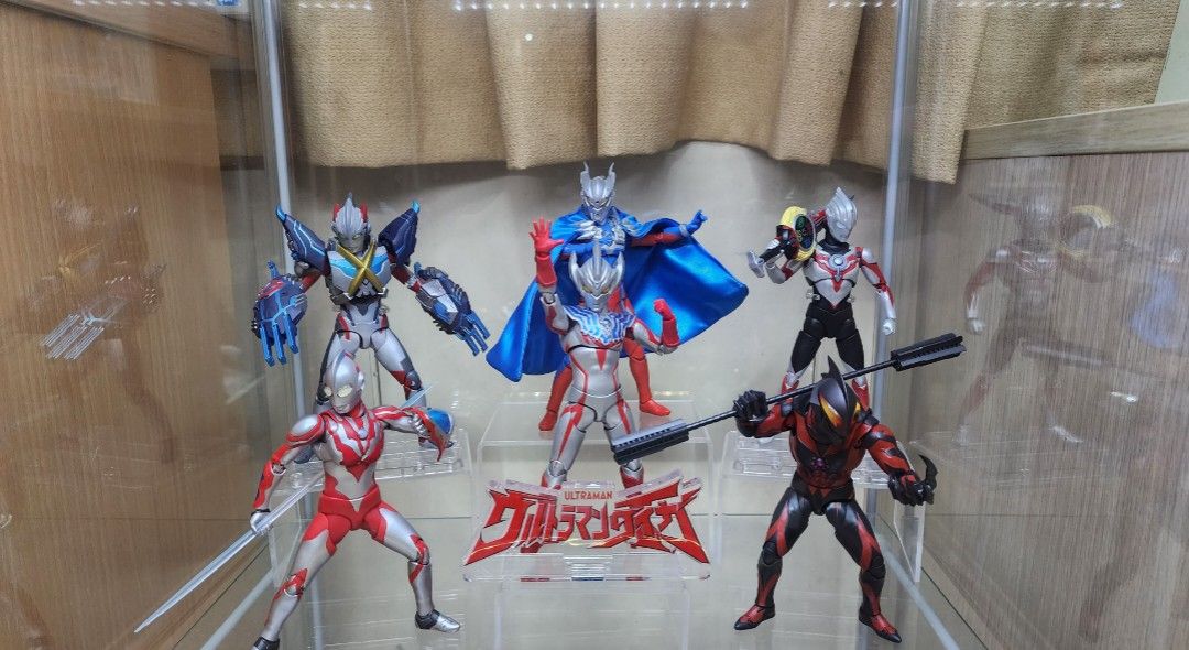 S.H. SH Figuarts SHF Ultraman Zero, Ultraman Taiga, Ultraman X ...