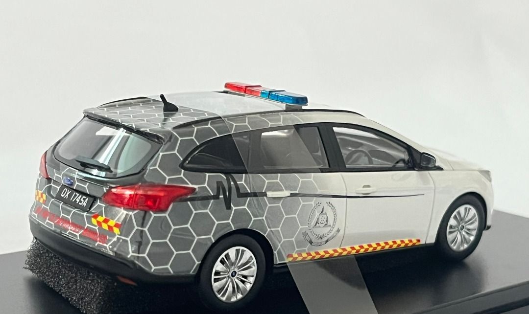 Singapore Civil Defence Force (SCDF) Vehicle Model (1:43), Hobbies ...