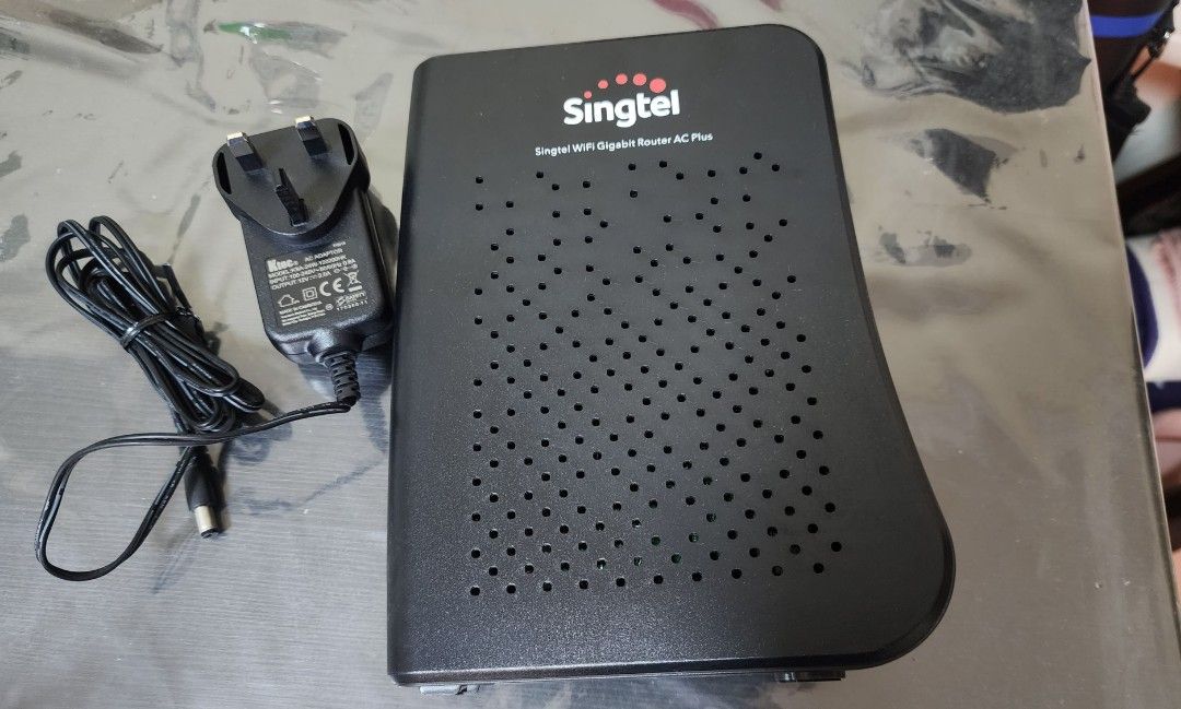 Singtel Wifi Gigabit AC+ router, Computers & Tech, Parts & Accessories ...