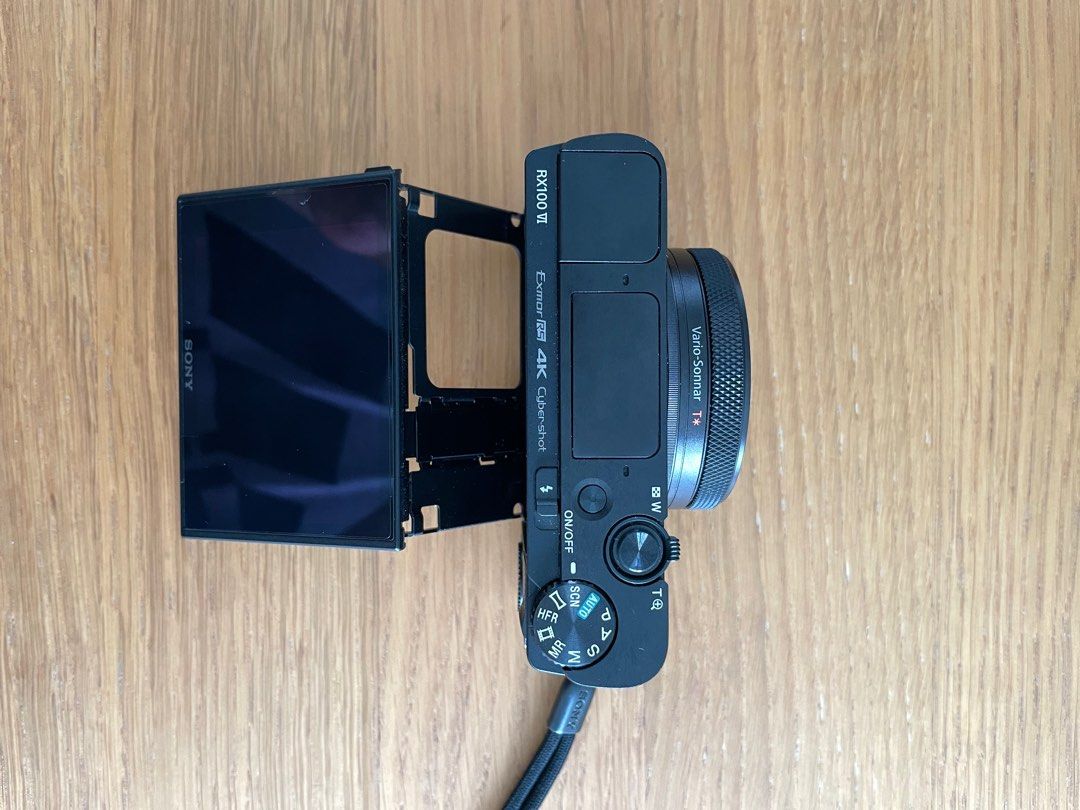 Sony RX100 VI, Photography, Cameras on Carousell