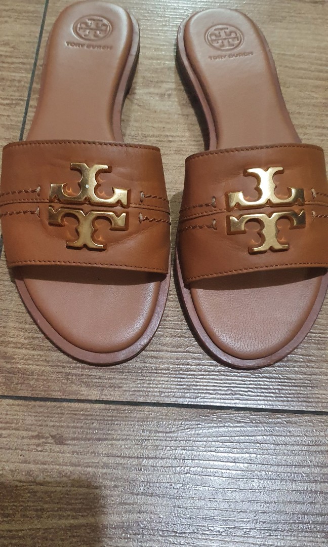 Tory Burch Slide, Women's Fashion, Footwear, Flats & Sandals on Carousell
