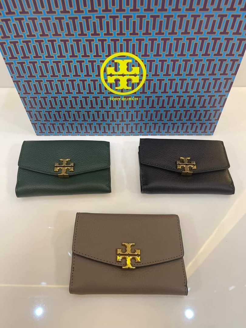 Tory Burch Wallet, Luxury, Bags & Wallets on Carousell