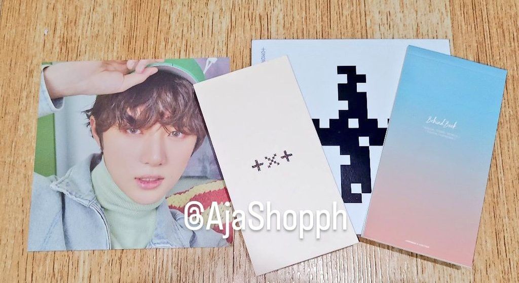 TXT minisode blue hour ar r version, Hobbies & Toys, Memorabilia ...