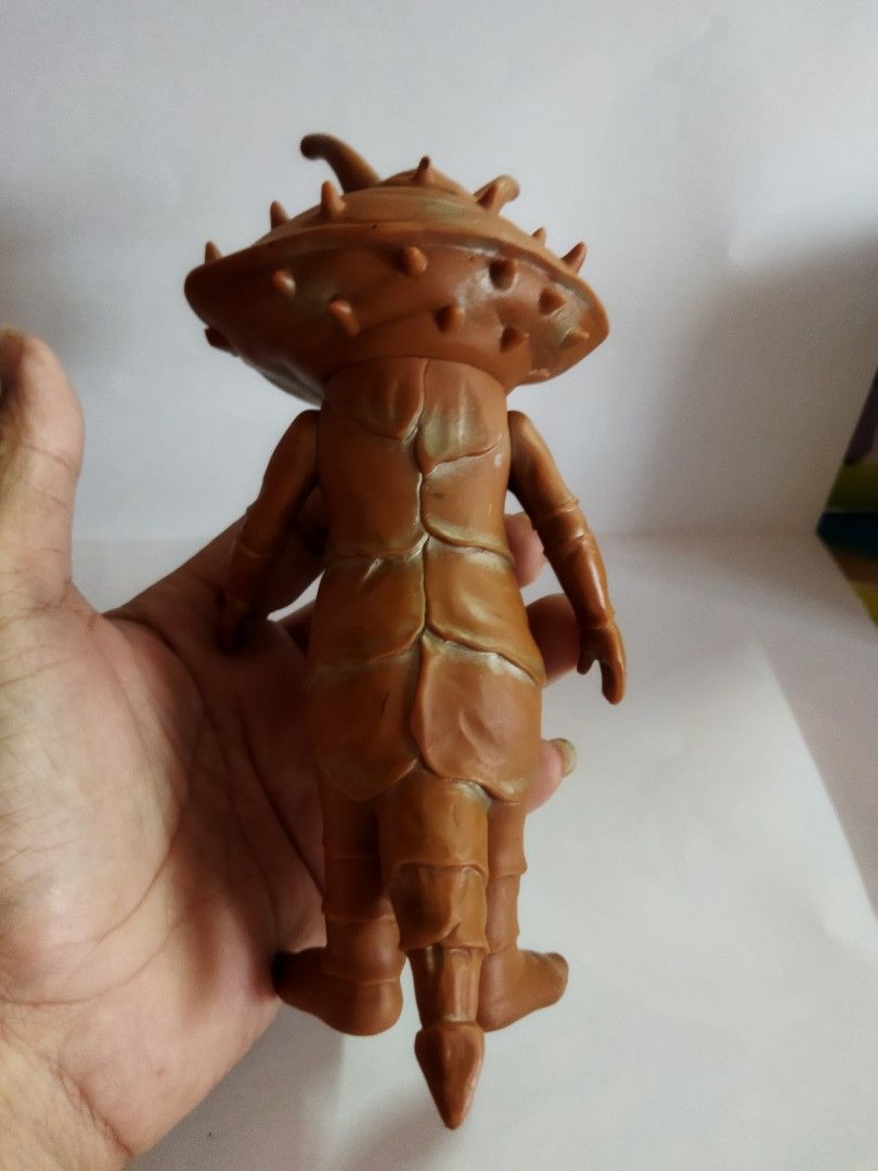 Ultraman Kaiju Kanegon vintage 1983, Hobbies & Toys, Collectibles ...