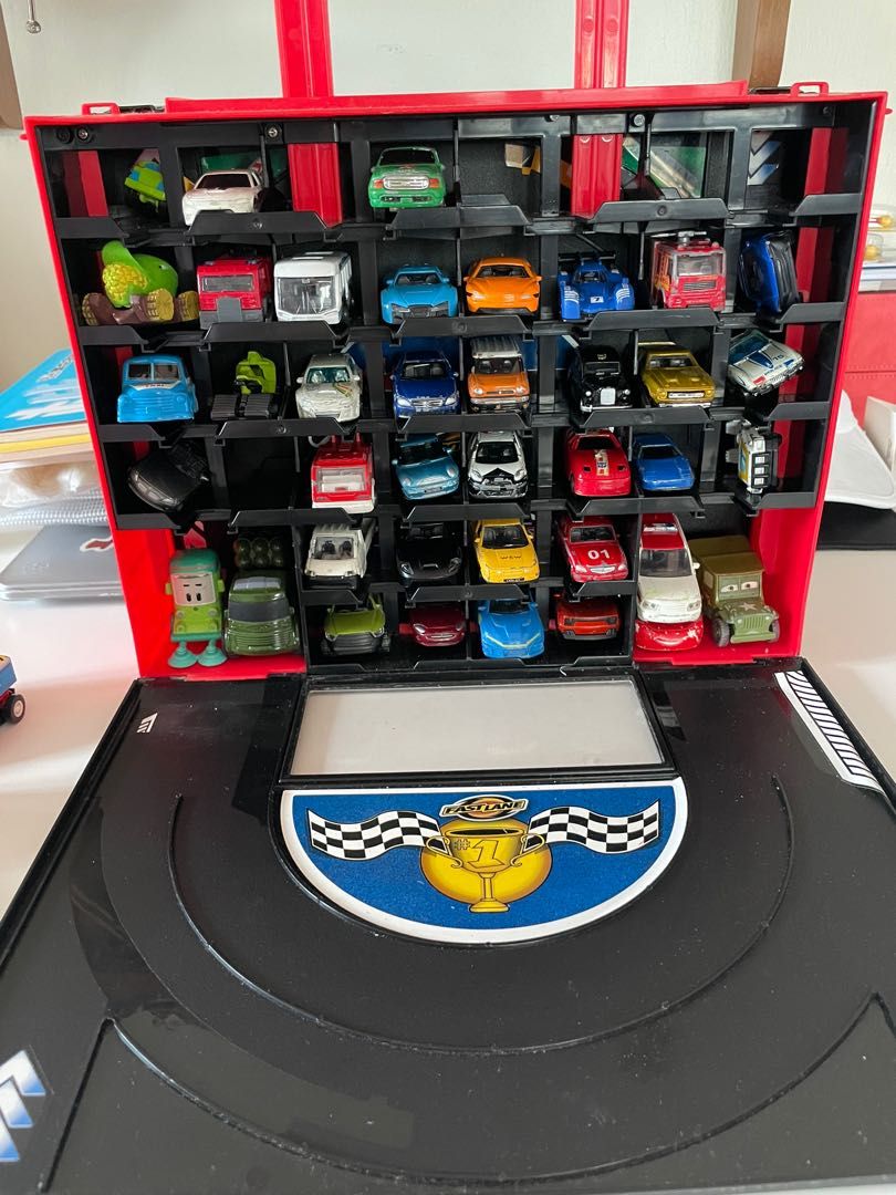 Very nice parking pack for small toy cars, Hobbies & Toys, Toys & Games ...