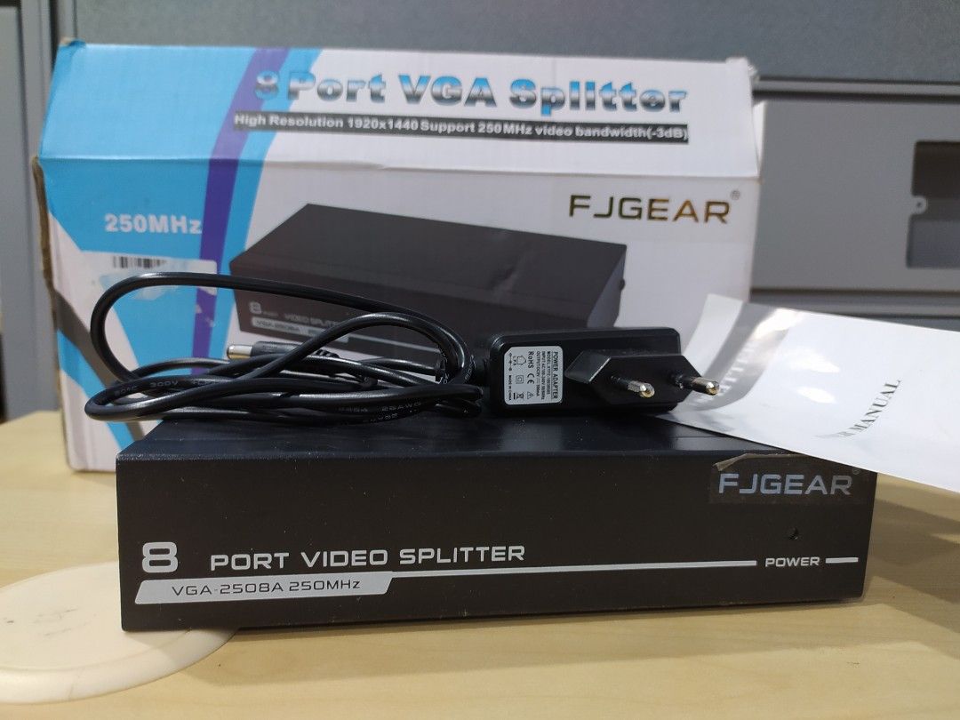 Vga Splitter 1 In 8 Out Fjgear Computers And Tech Parts And Accessories