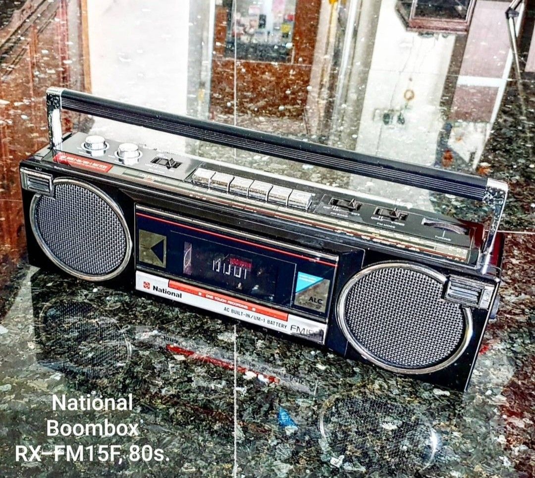 Vintage National boombox radio cassette player. Length:43cm., Audio ...