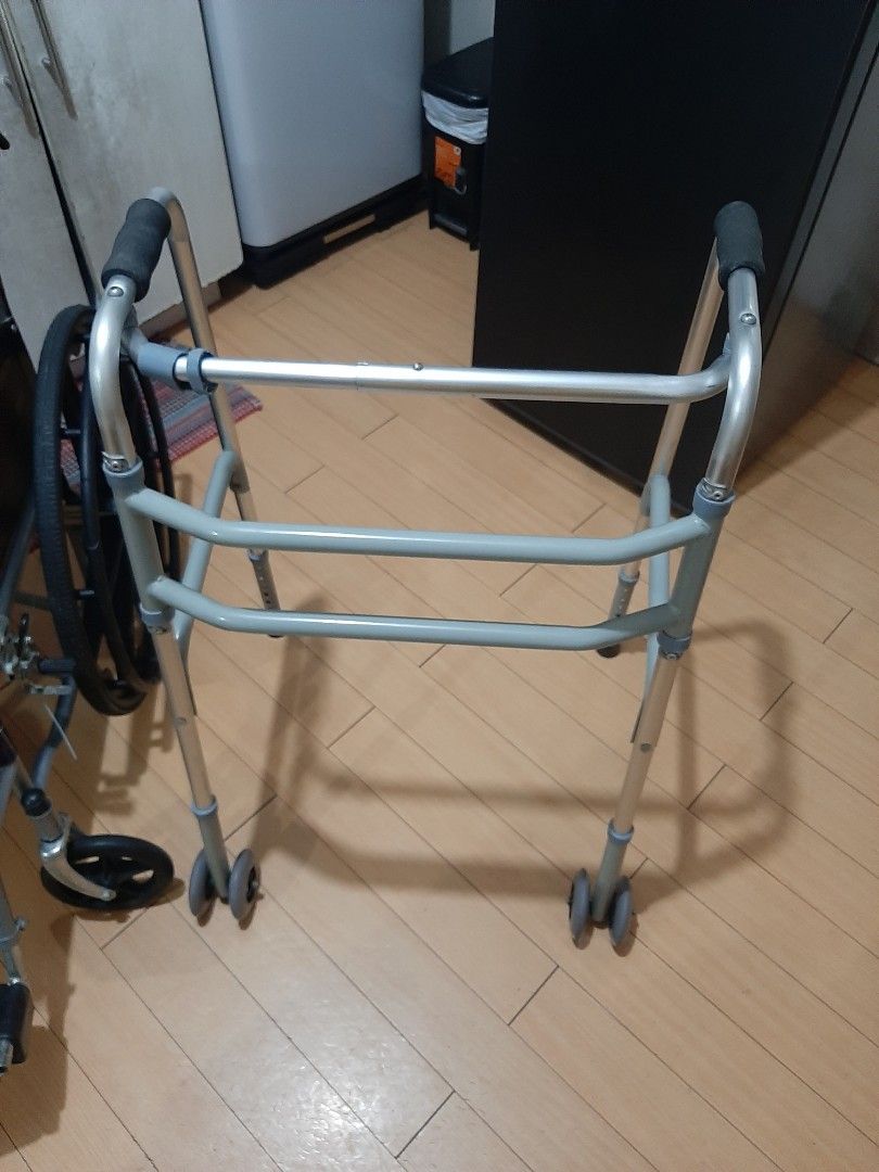 Wheelchair, Rollator, Commode and Walker, Health & Nutrition, Assistive ...