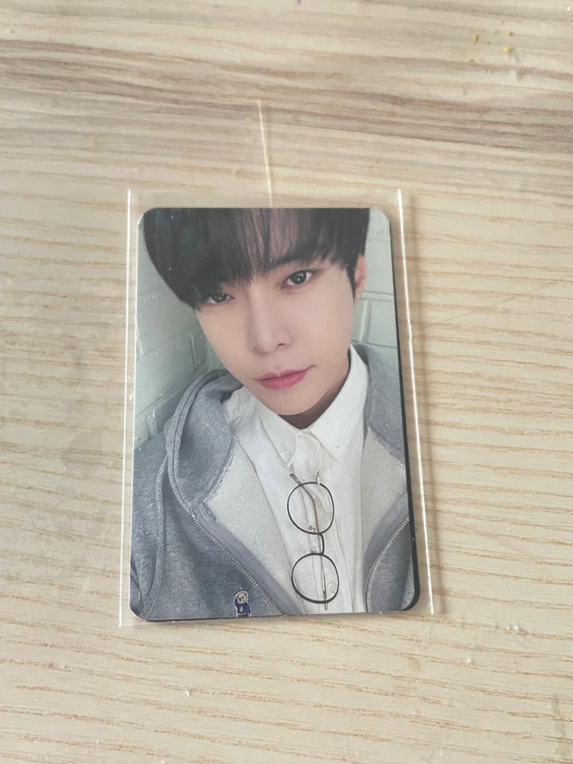 WTS slow acid doyoung pc, Hobbies & Toys, Memorabilia & Collectibles, K ...