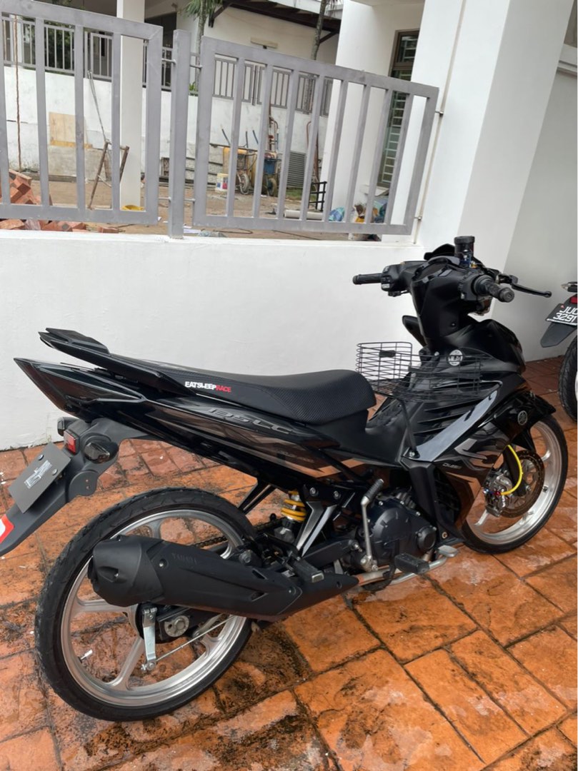 Yamaha lc135 v4, Motorbikes on Carousell