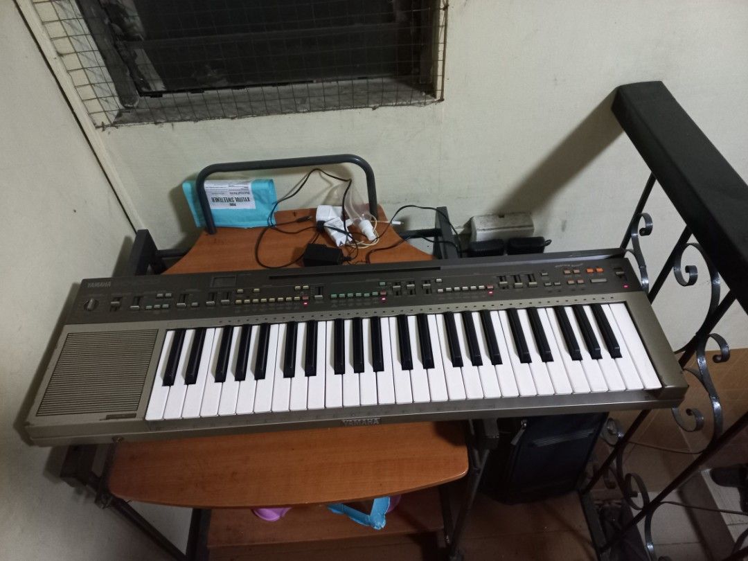 Yamaha PC-1000 Piano Keyboard, Hobbies & Toys, Music & Media, Musical ...