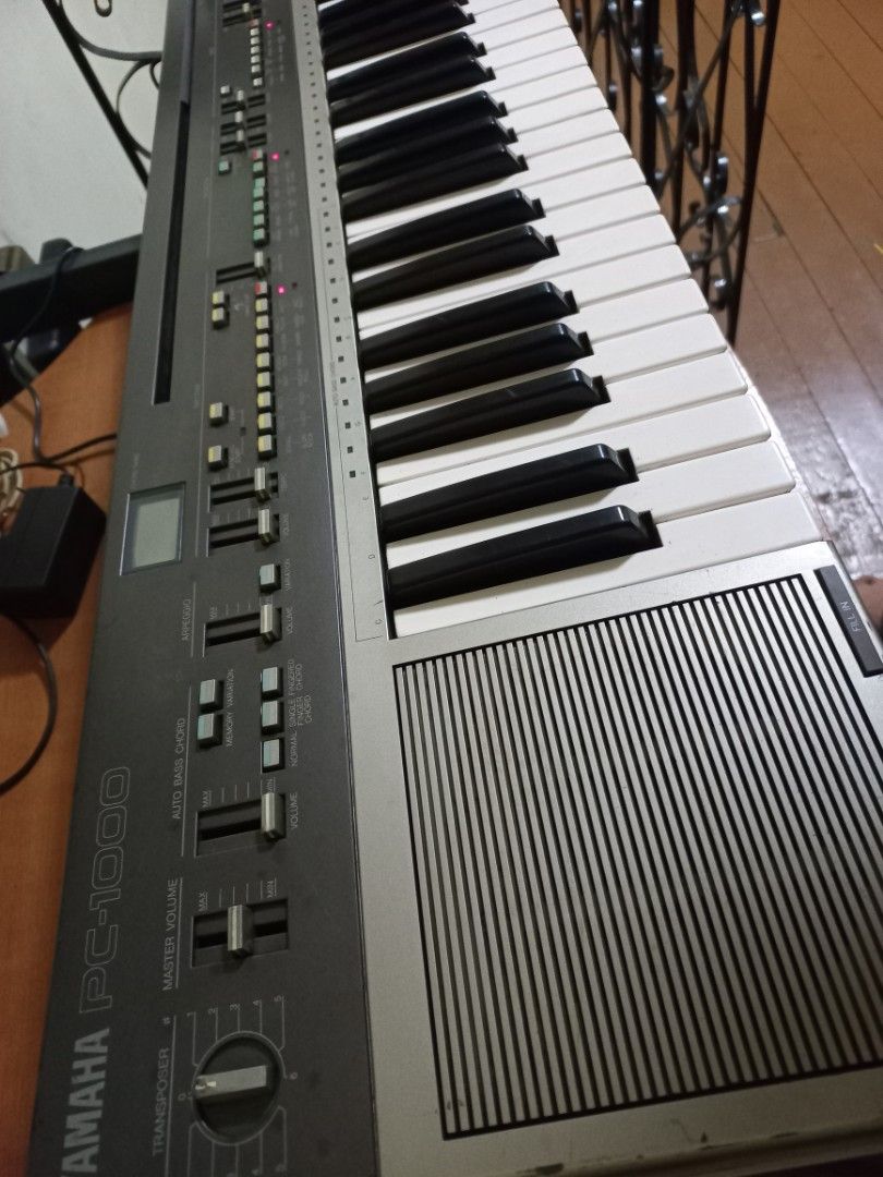 Yamaha PC-1000 Piano Keyboard, Hobbies & Toys, Music & Media, Musical ...