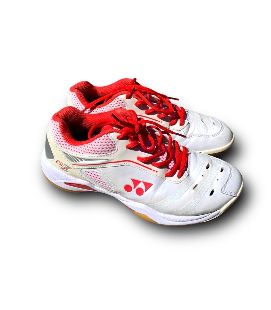 YONEX BADMINTON SHOES, Women's Fashion, Footwear, Sneakers on Carousell