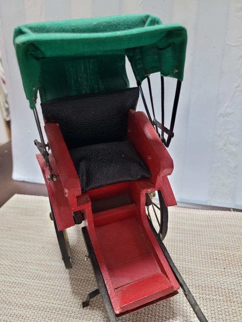 1960s Vintage Limited Edition wooden Rickshaw, 興趣及遊戲, 收藏品及紀念品, 古董收藏 ...