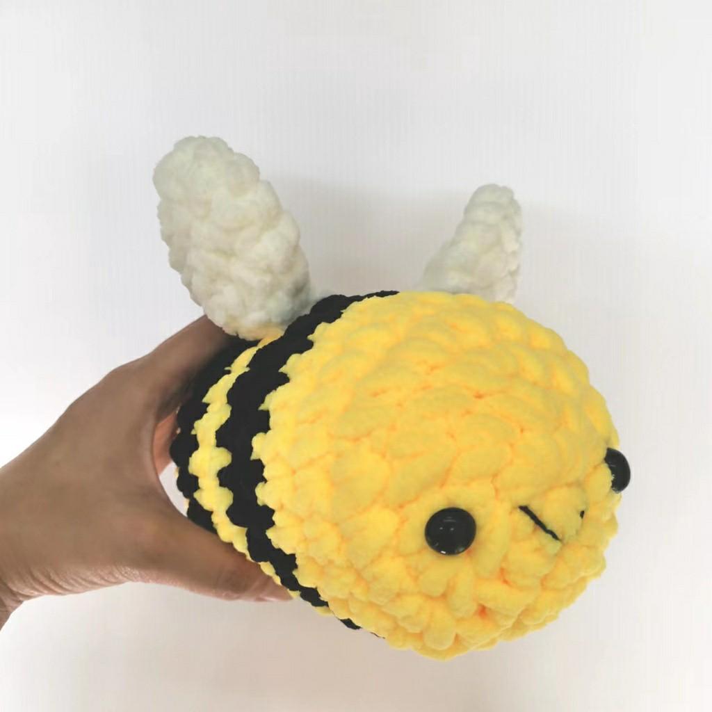 [3 sizes] Cute Bee crochet kit amigurumi diy doll kits, Hobbies & Toys ...