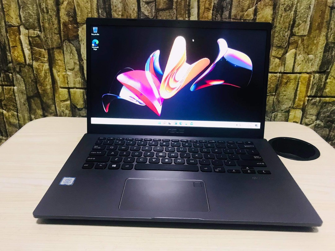 Asus VivoBook, i3-7th Gen 4GB RAM 512 SSD Windows 11 1366x768 ...