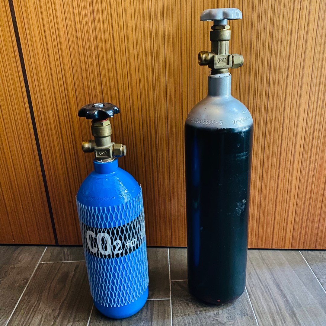 CO2 cylinder, Pet Supplies, Homes & Other Pet Accessories on Carousell