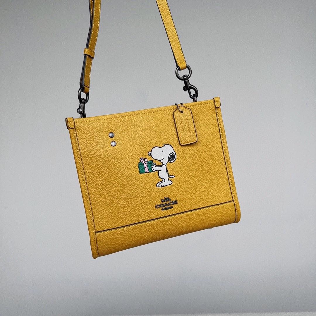 Coach Casual Style 2WAY Office Style Elegant Style Crossbody, Women's ...