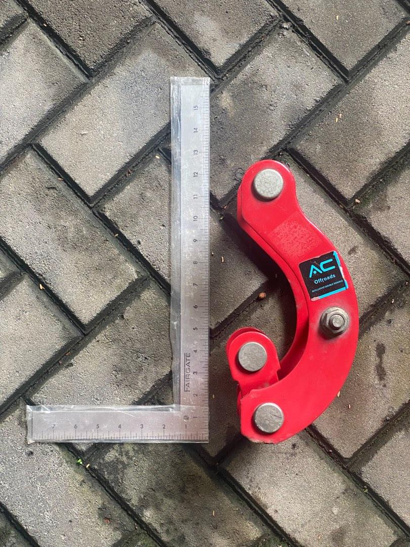 Comfort shackles, Hobbies & Toys, Toys & Games on Carousell