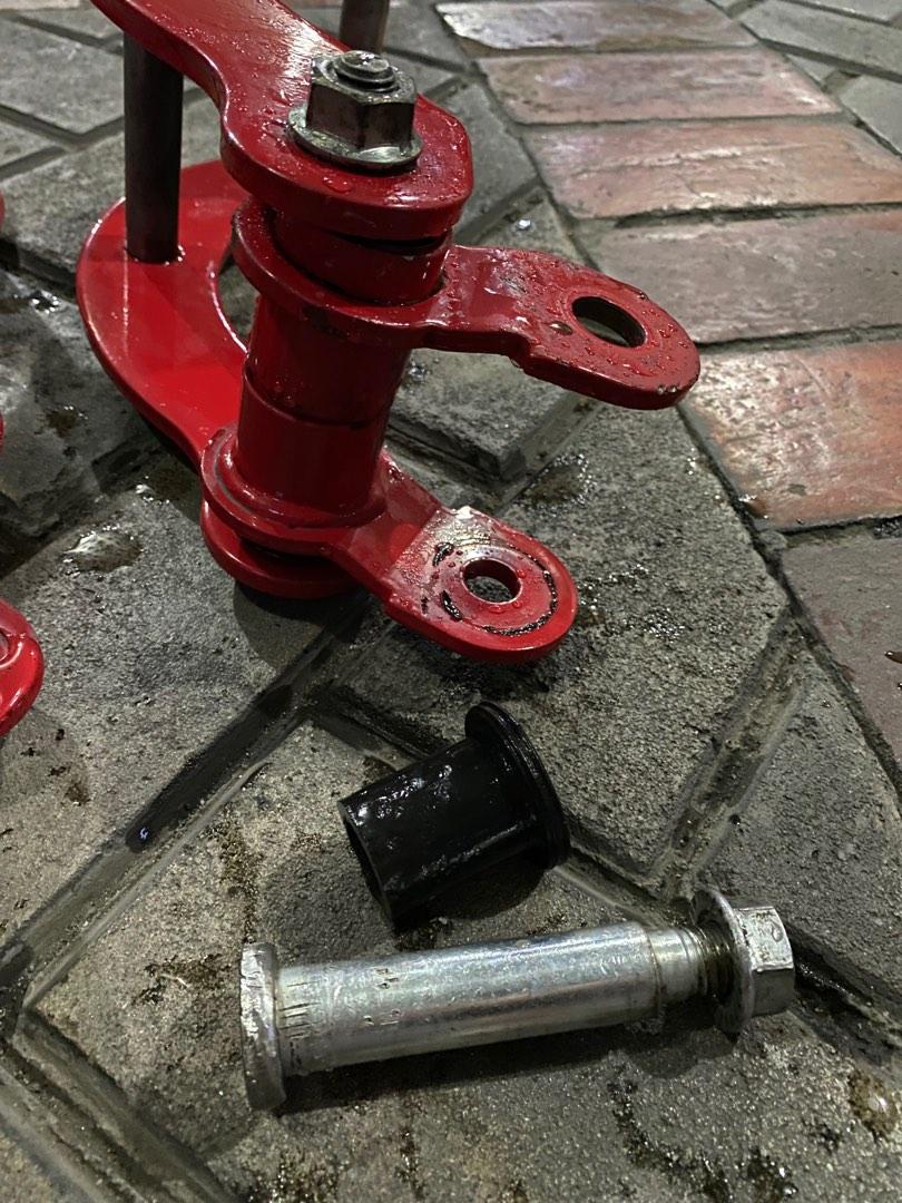 Comfort shackles, Hobbies & Toys, Toys & Games on Carousell