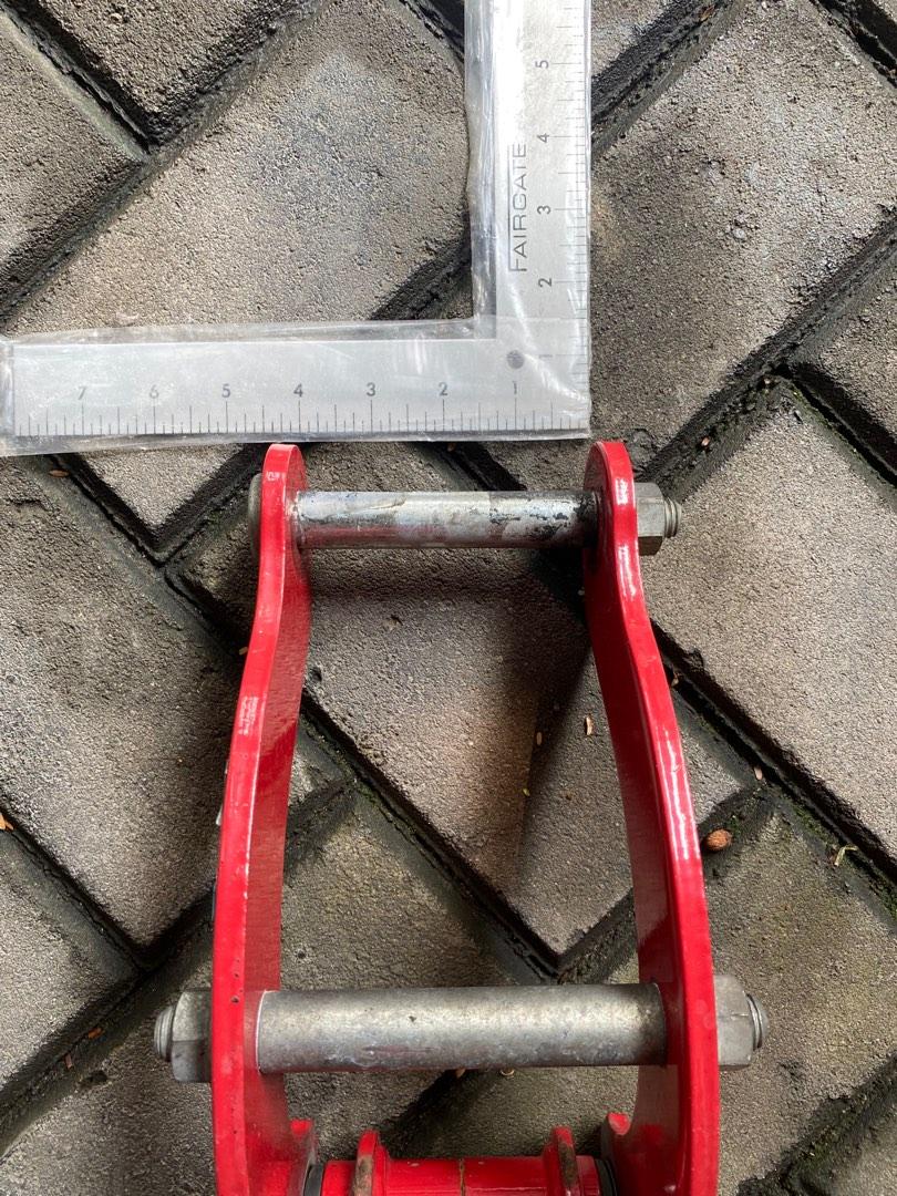 Comfort shackles, Hobbies & Toys, Toys & Games on Carousell