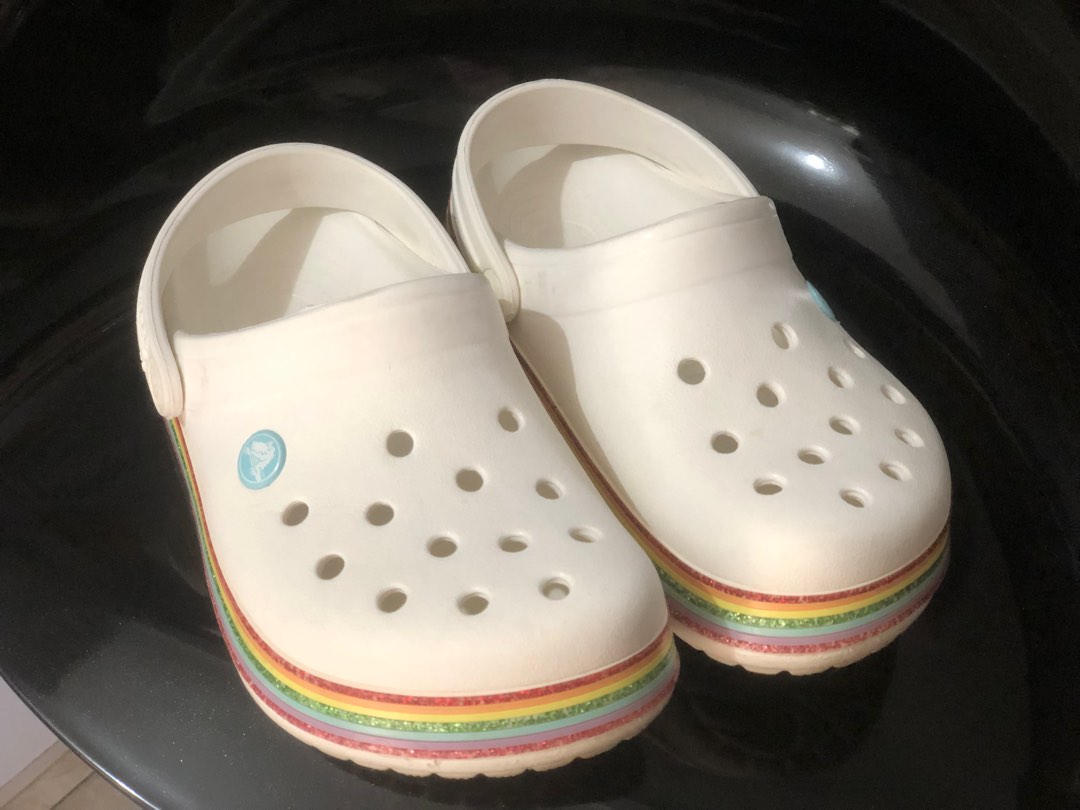 Crocs, j3, Women's Fashion, Footwear, Flats & Sandals on Carousell