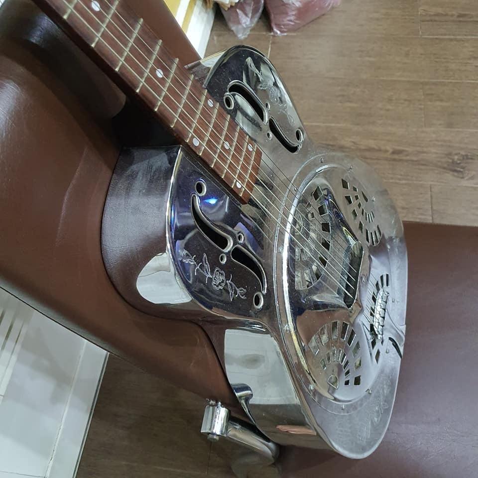 Dobro 1973 - Resonator Vintage Guitar, Hobbies & Toys, Music & Media ...
