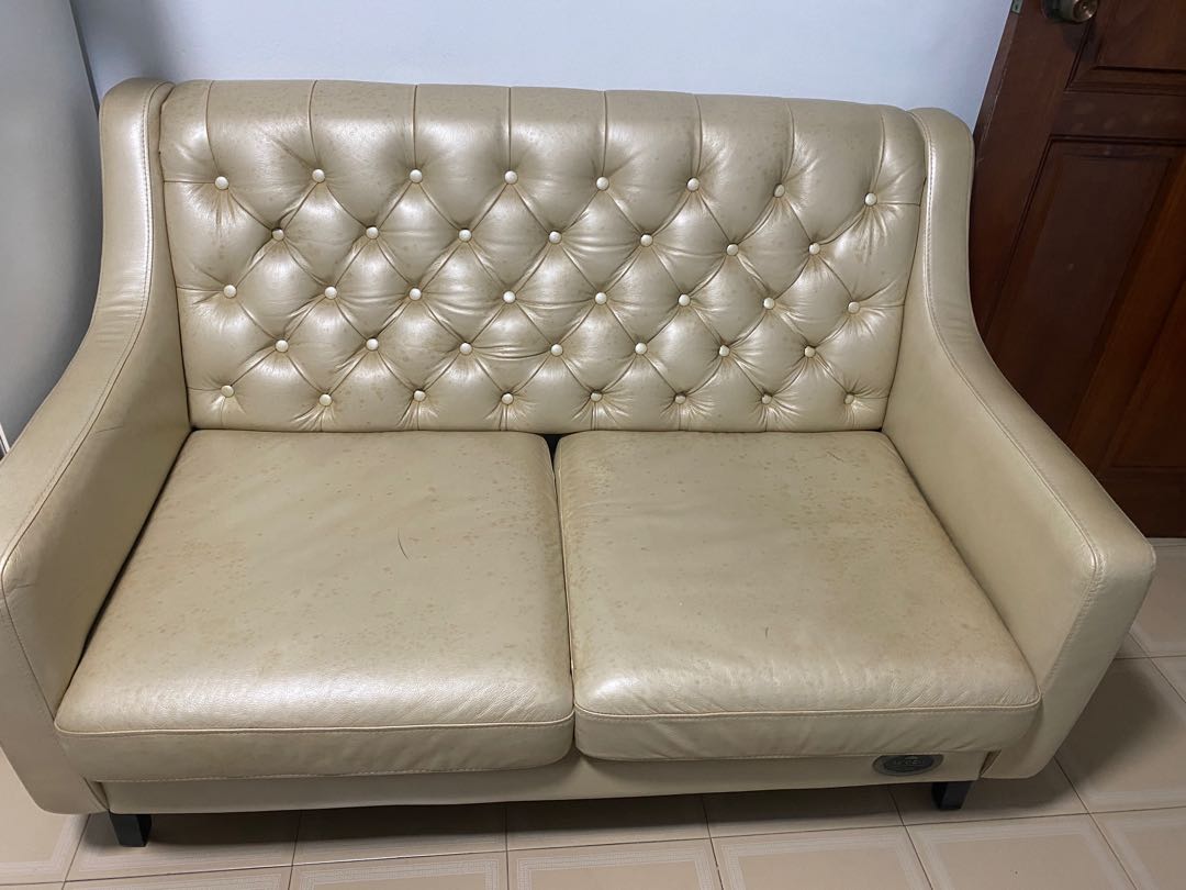 Free Sofa, Furniture & Home Living, Furniture, Sofas on Carousell