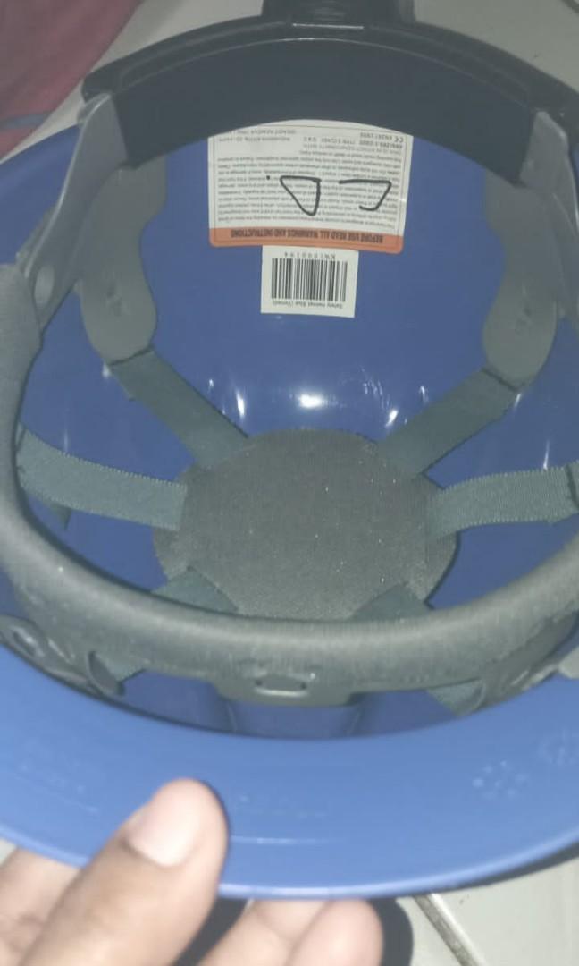 Helm proyek biru, Barang Yang Dicari di Carousell
