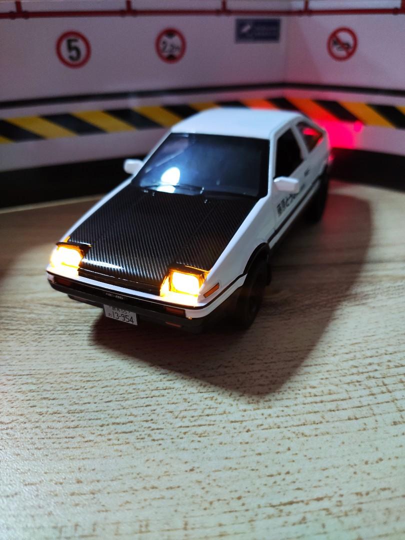 Initial D Toyota AE86 Trueno Diecast Car, Hobbies & Toys, Toys & Games ...