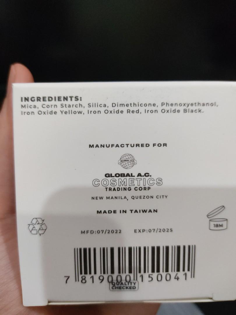 Issy and Co radiant loose setting powder make up, Beauty & Personal ...