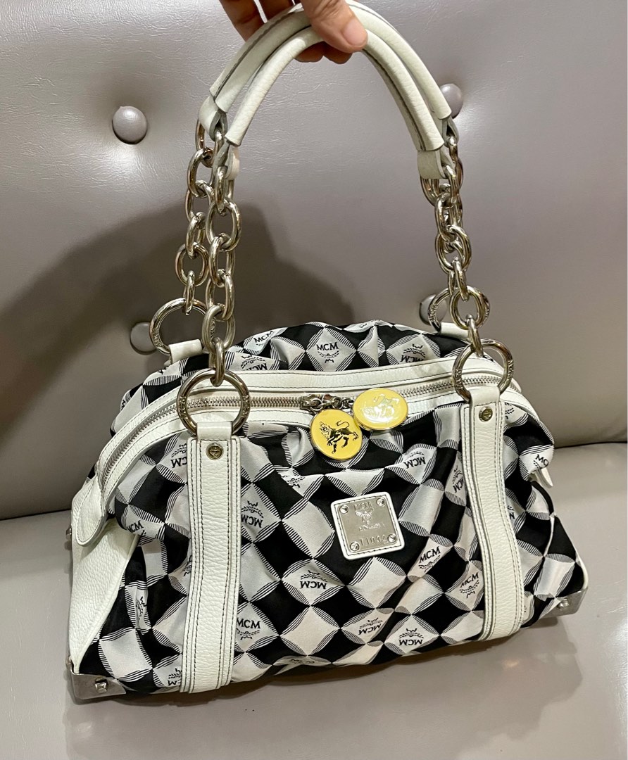 MCM Munchen, Women's Fashion, Bags & Wallets, Shoulder Bags on Carousell