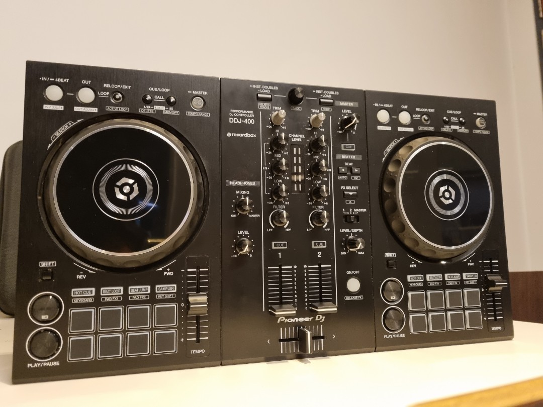 Pioneer DDJ 400 DJ Controller, Hobbies & Toys, Music & Media, Musical ...