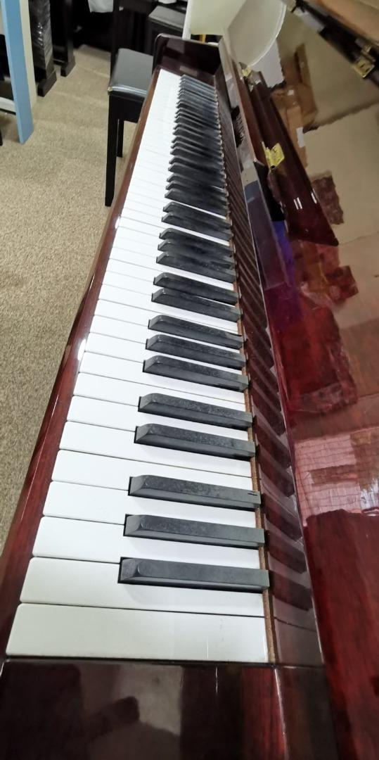 SAMICK SU-105 PIANO, Hobbies & Toys, Music & Media, Musical Instruments ...