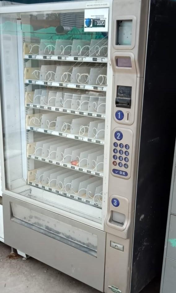 Snack vending machine(spiral), Furniture & Home Living, Kitchenware ...
