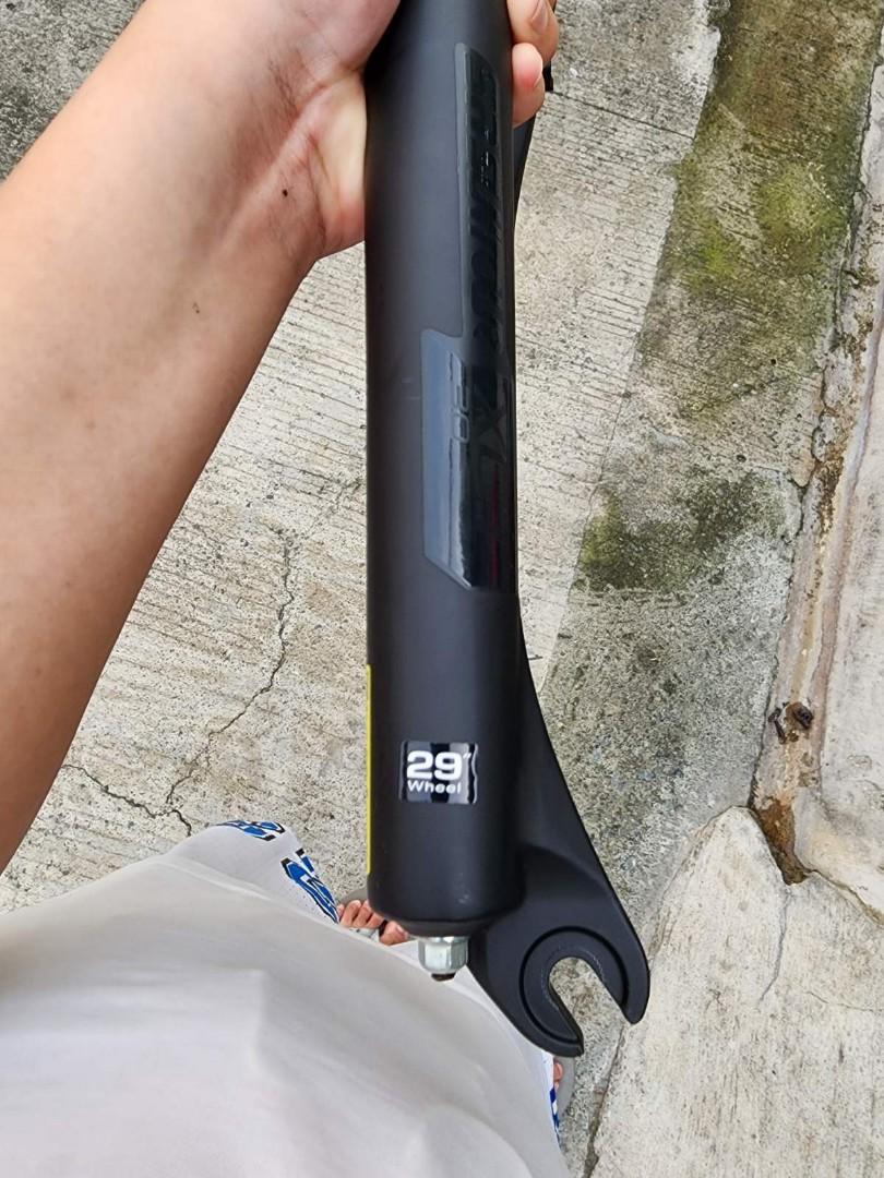 SR Suntour XCT 30 Bicycle / Bike Fork, Sports Equipment, Bicycles ...