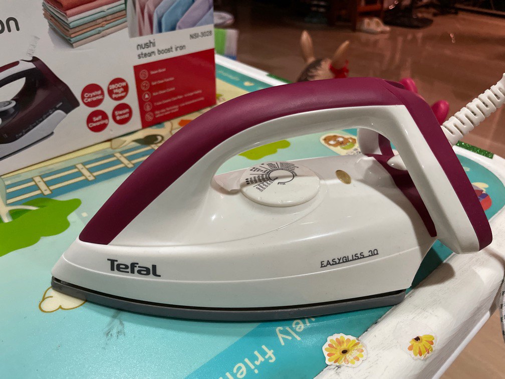 Tefal iron, TV & Home Appliances, Irons & Steamers on Carousell