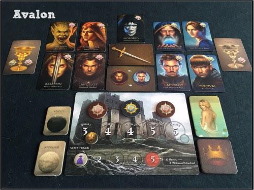 The Resistance: Avalon board Game (French Version/法文版), 興趣及遊戲, 玩具 & 遊戲類 ...