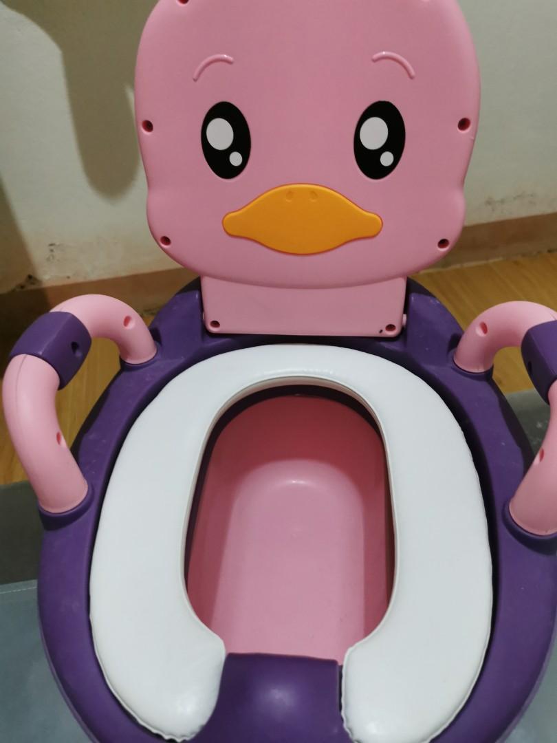 Very cute potty trainer, Babies & Kids, Bathing & Changing, Toilet ...