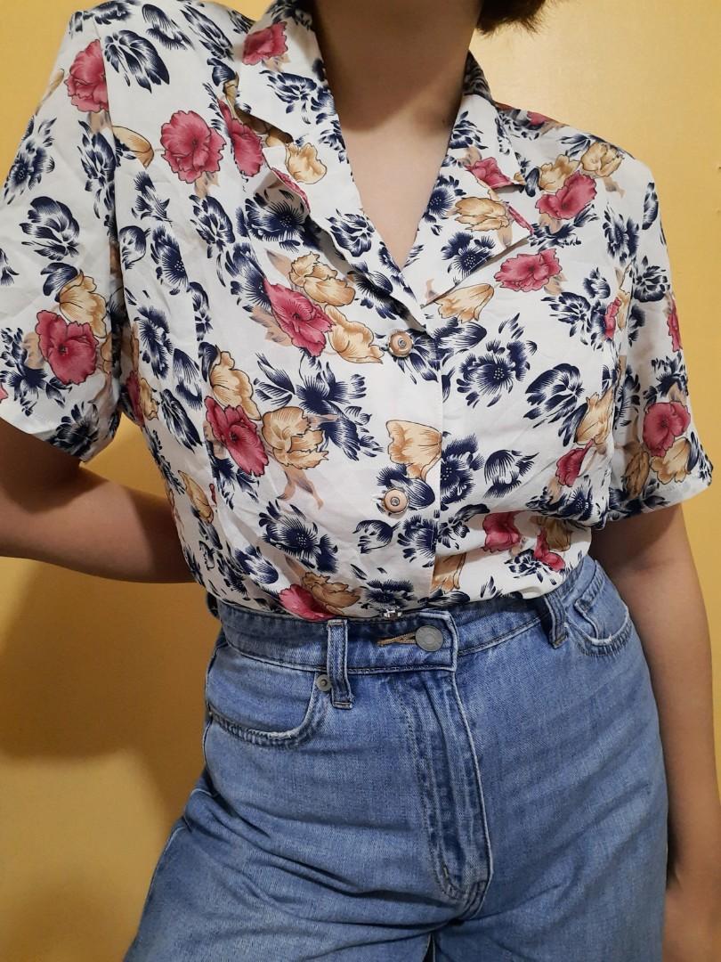 Vintage Button down blouse, Women's Fashion, Tops, Blouses on Carousell