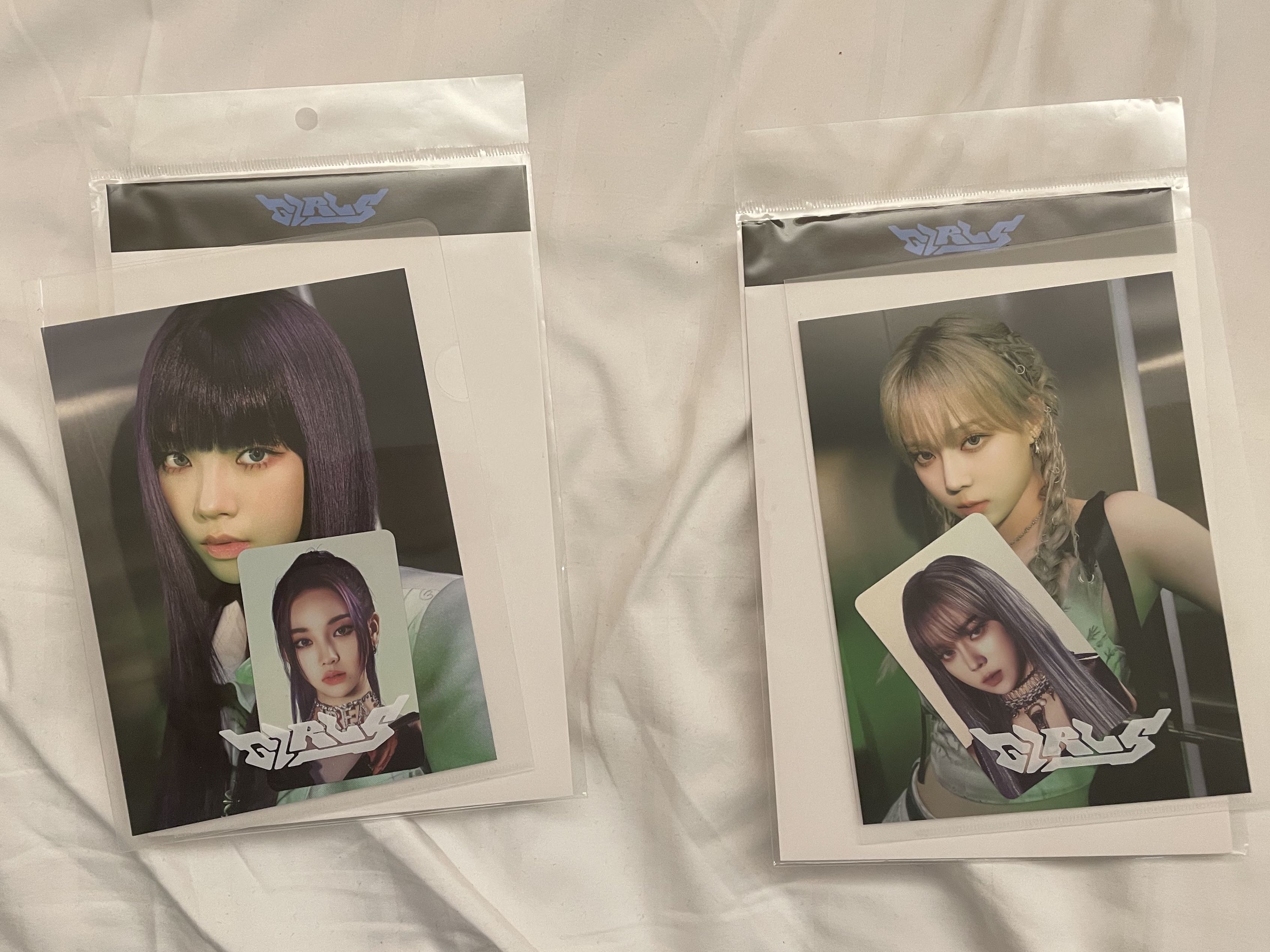 Wts/lfb Aespa winter Karina hologram photocard and postcard, Hobbies & Toys, Memorabilia ...