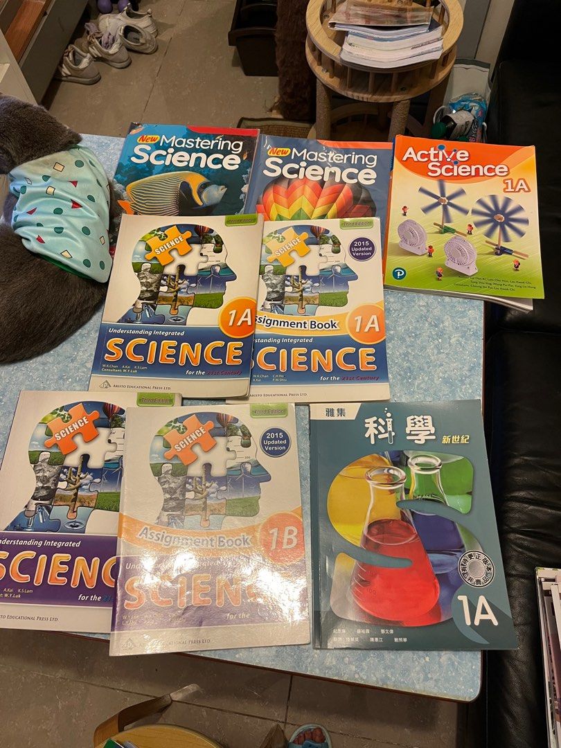 中學 中一科學 F1 Science, 興趣及遊戲, 書本 & 文具, 教科書 - Carousell