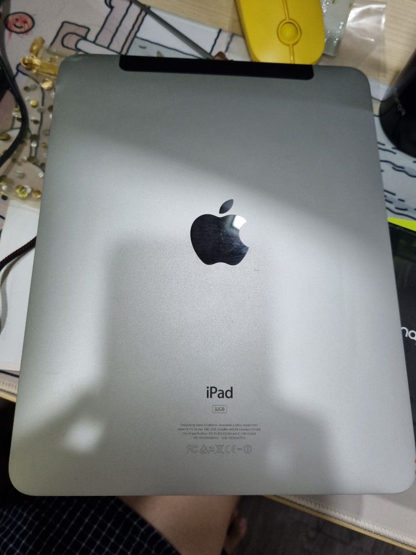 Apple iPad gen 1 WiFi + cellular 32gb spoilt/ faulty, Mobile Phones ...